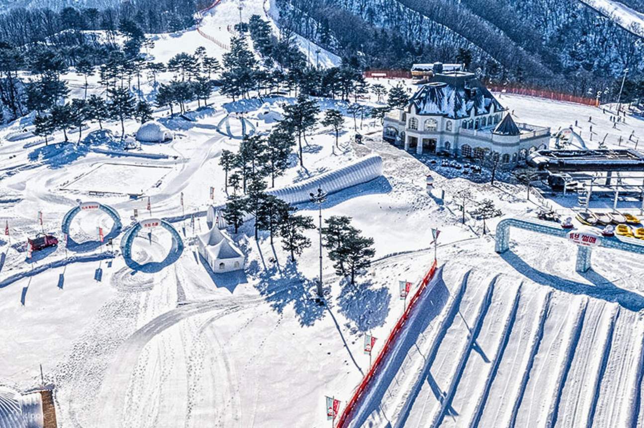 Vivaldi Park Ski World Day Tour dari Seoul - Klook Indonesia